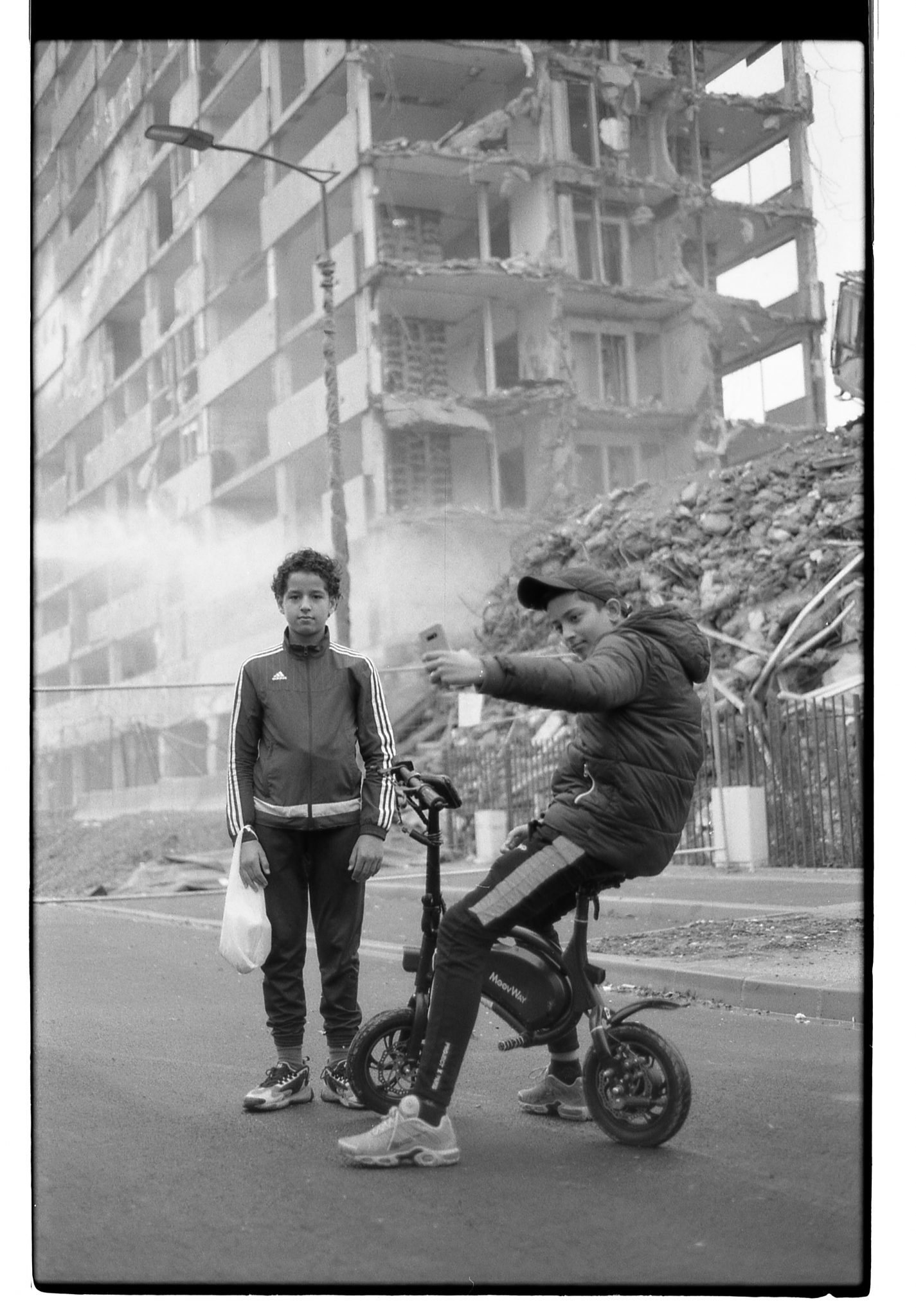Aristide Barraud, survivre aux ruines - La Perle